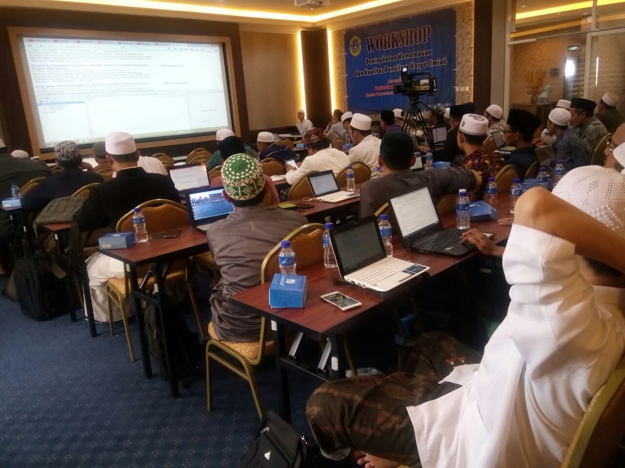 Workshop Peningkatan Kemampuan dan Kualitas Penulisan Karya Ilmiah ...