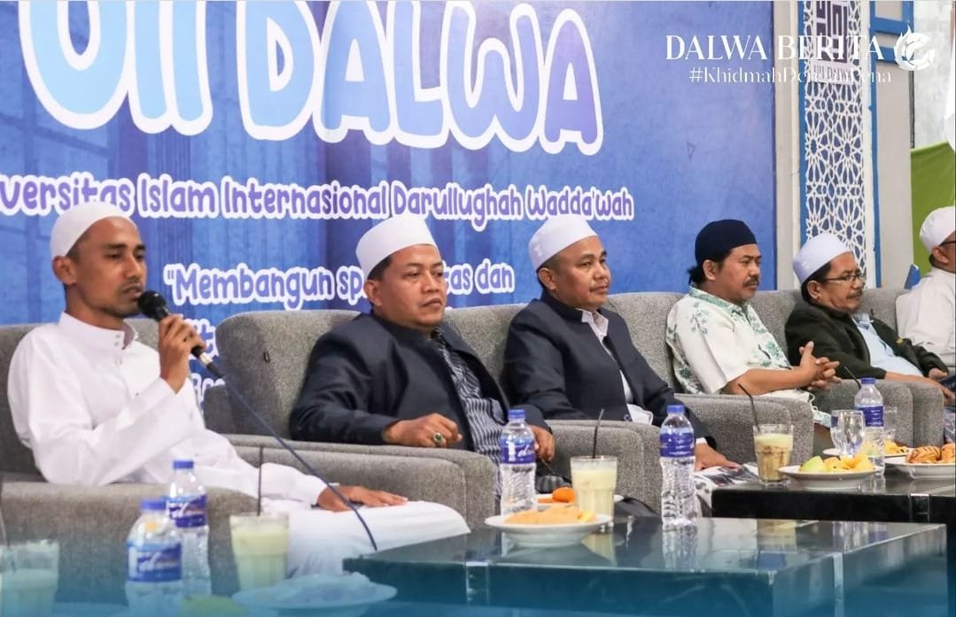 Sosialisasi Administrasi Kampus dan Organisasi Kemahasiswaan pada ...